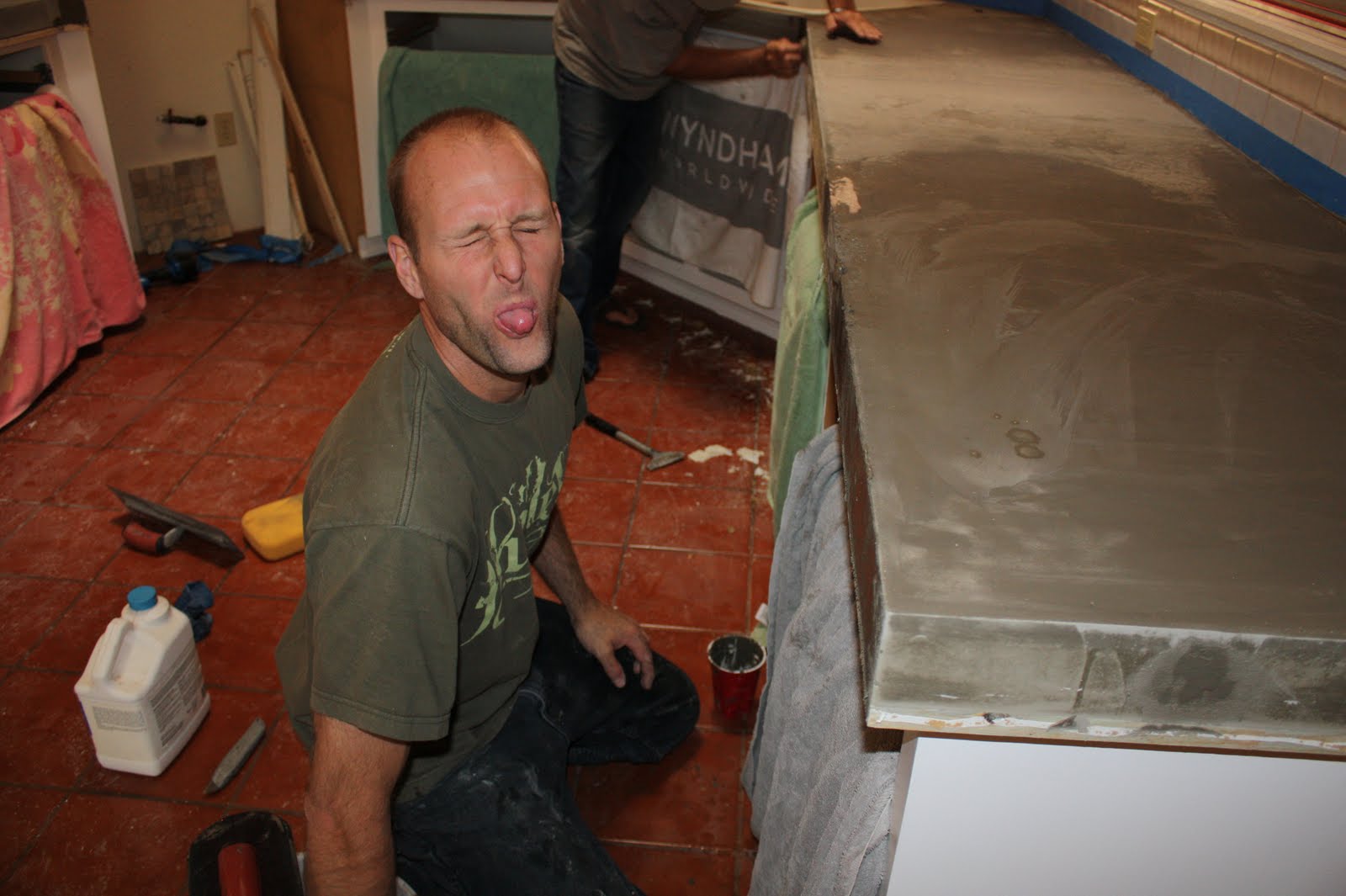 Remodelaholic | Quick Install of Concrete Countertops! Kitchen Remodel!