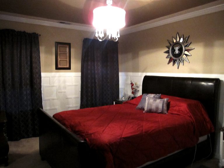 Fabulous New Wainscoting Design | Remodelaholic