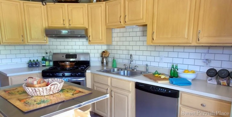 Painted Subway Tile Backsplash | Remodelaholic