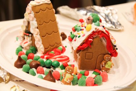 Easy Free Templates for Gingerbread Houses | Remodelaholic