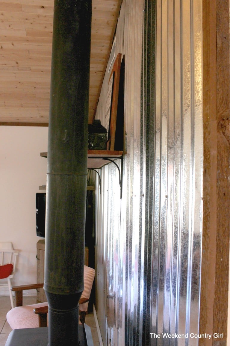 DIY Corrugated Tin Wall Tutorial | Remodelaholic