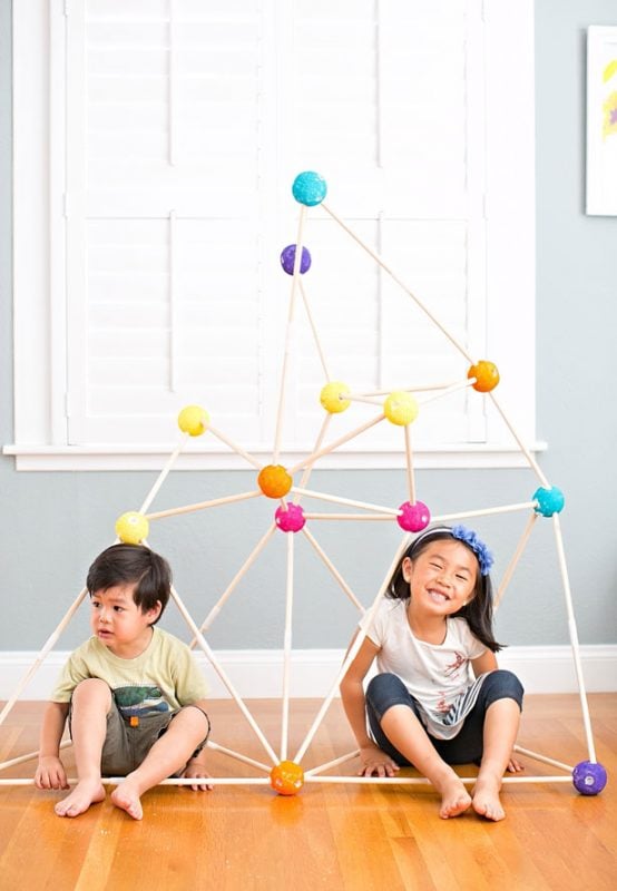 25 DIY Forts to Build With Your Kids This Summer - tipsaholic