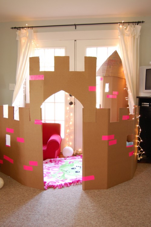 25 DIY Forts to Build With Your Kids This Summer - tipsaholic