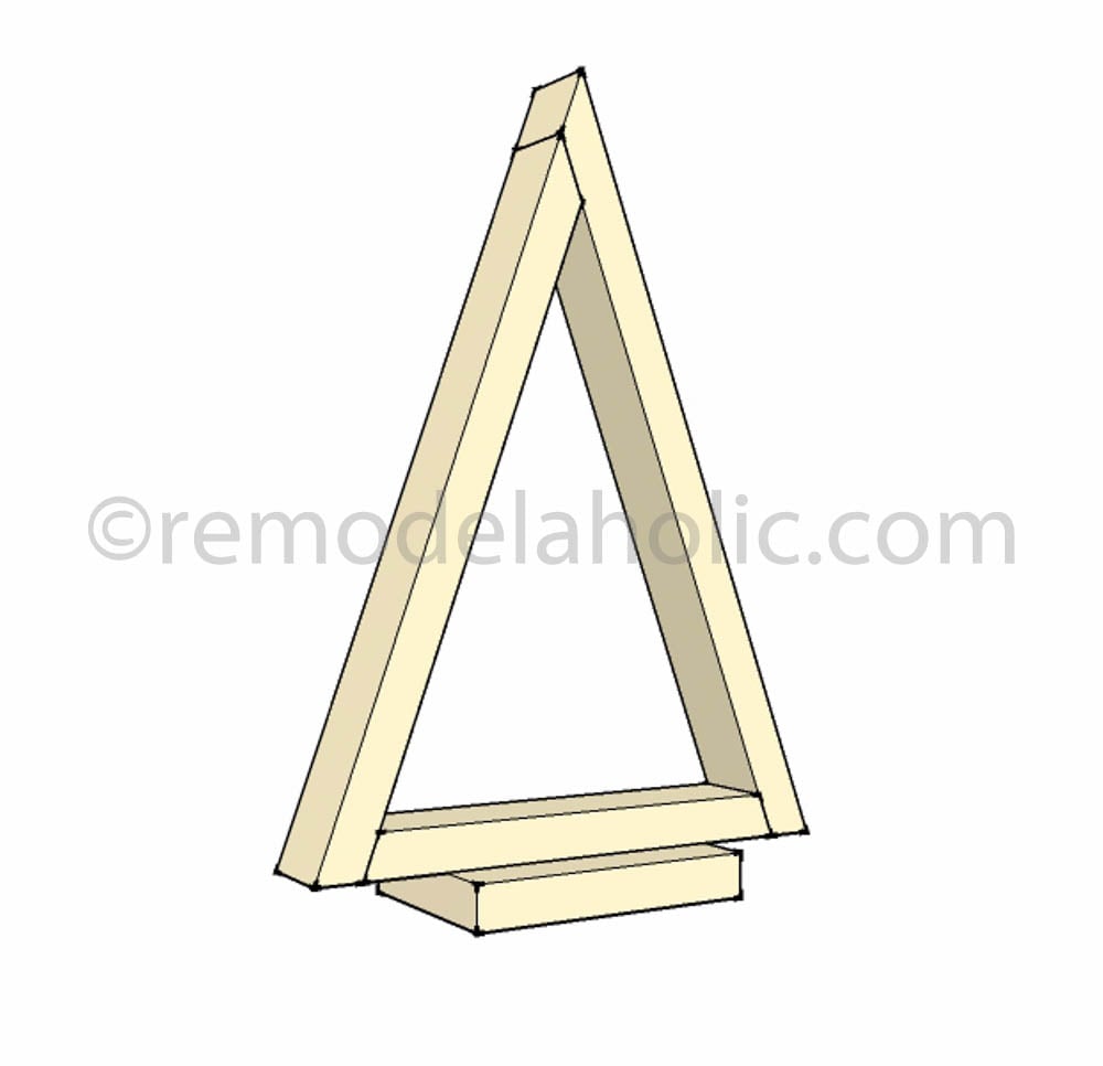 DIY Wood Triangle Tree for Easy Christmas Decor | Remodelaholic