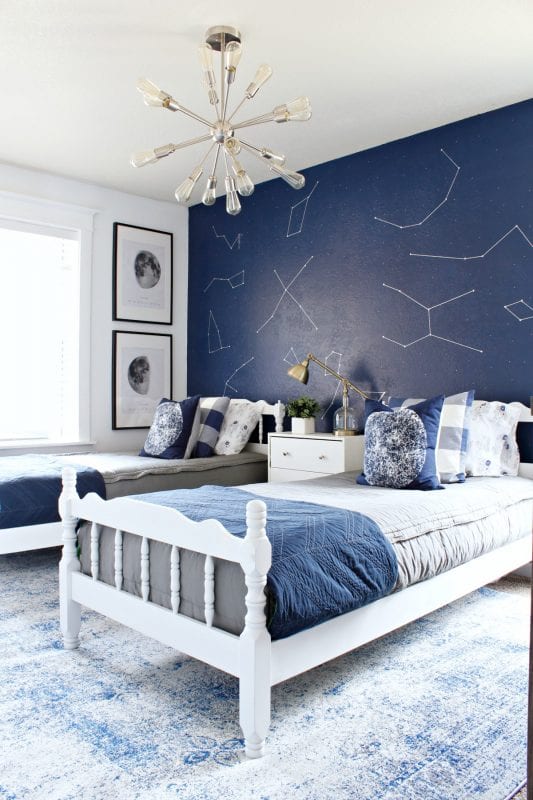 Friday Favorites: Space Bedroom and One Board Projects | Remodelaholic