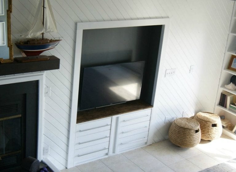 15+ DIY Built-In Shelving Ideas