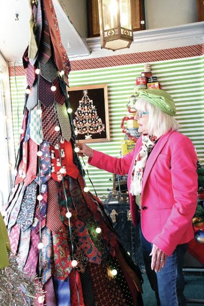 Friday Favorites: Library Wall, Necktie Christmas Tree, and a Huge ...