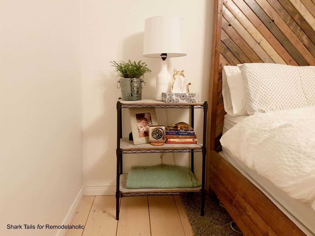 How to Build a SUPER Easy Nightstand for Beginner Builders | Remodelaholic