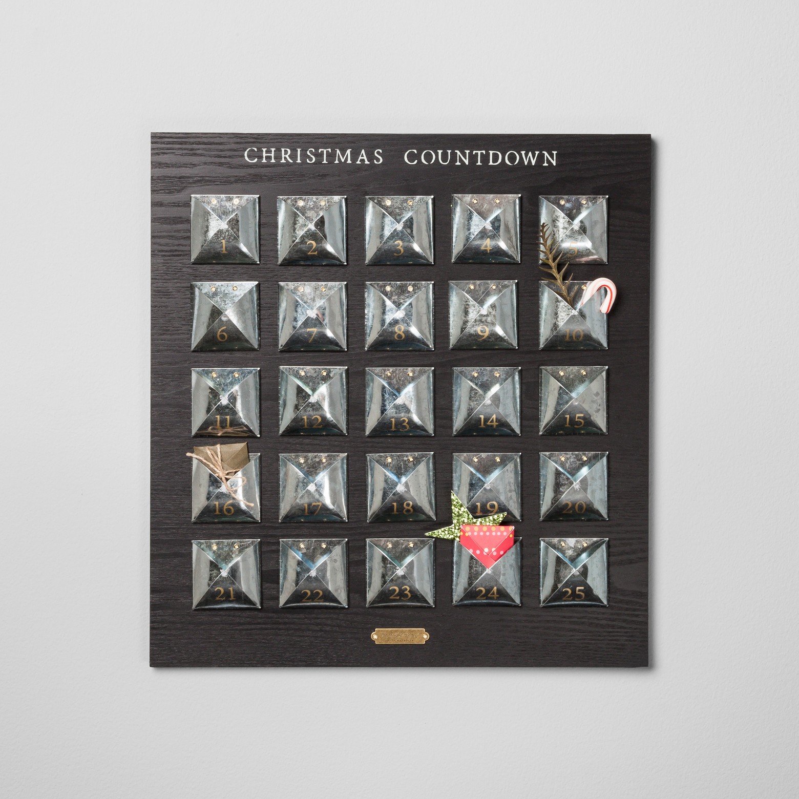 It's the Christmas Countdown! 30+ Charming Advent Calendars to Make or ...
