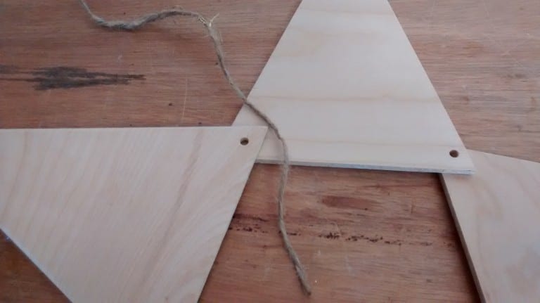 Another Easy DIY Wood Star for Christmas: Plywood Pennant Triangle Star ...