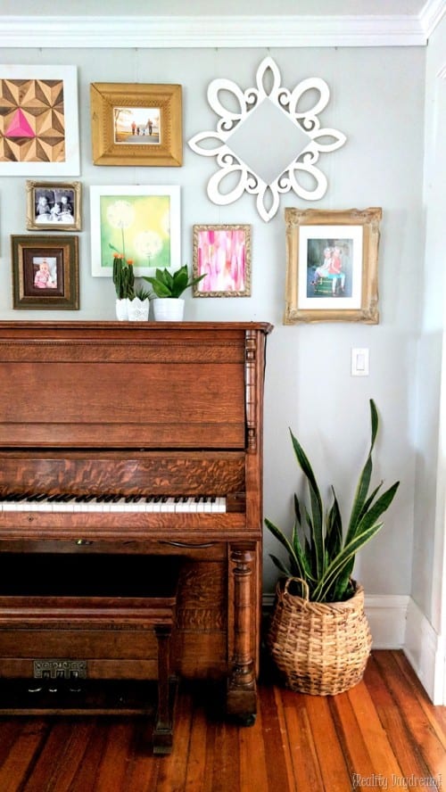 Easy Gallery Wall Ideas + Tips for Hanging a Gallery Wall Quickly ...