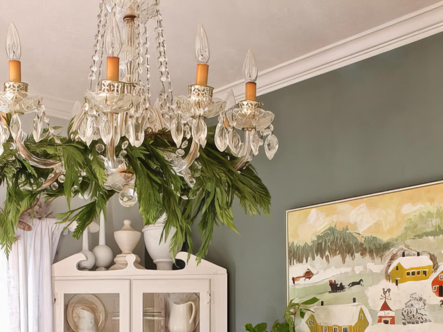 30 Ways to Use Fresh Evergreen Boughs | Remodelaholic