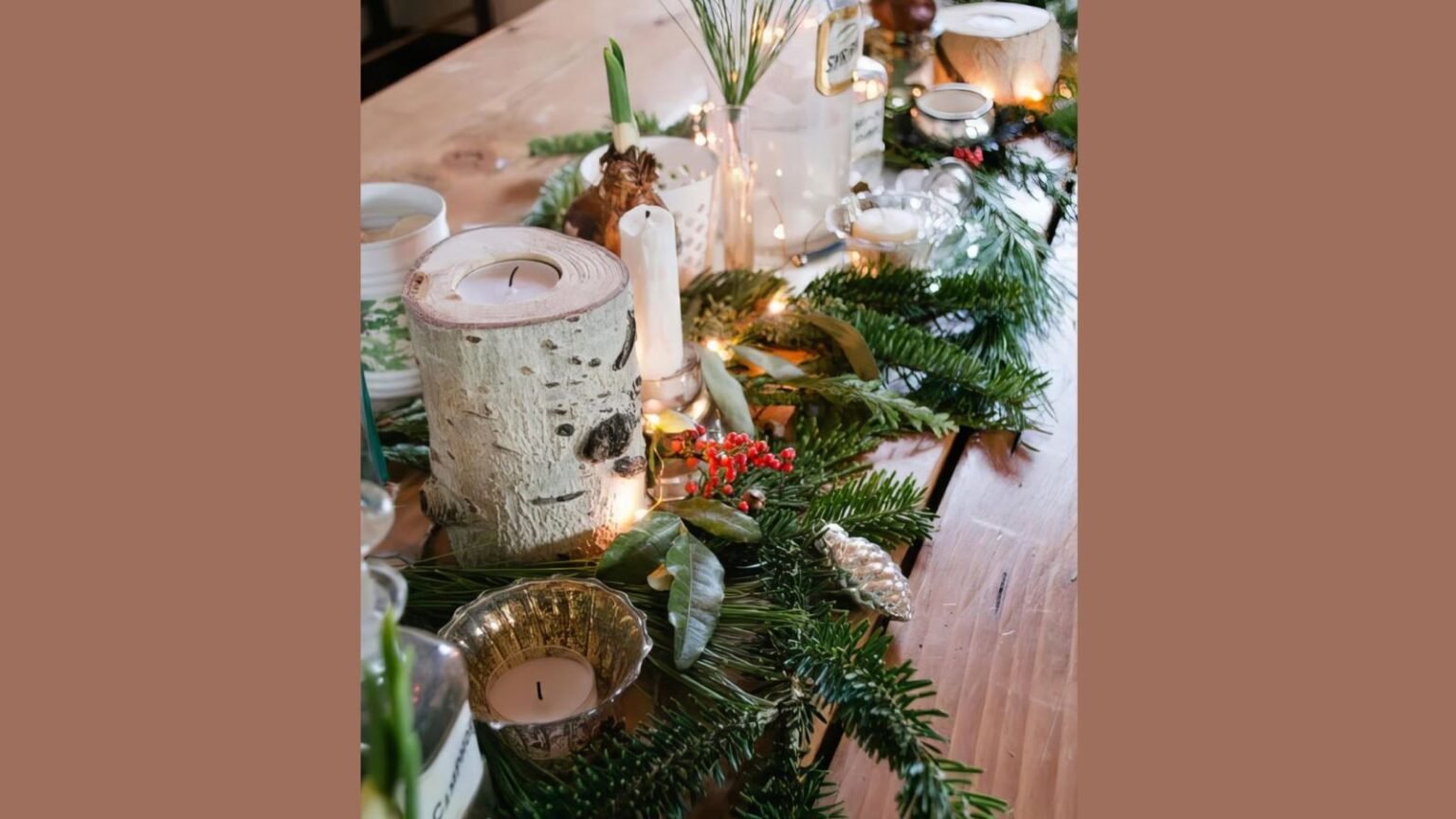 30 Ways to Use Fresh Evergreen Boughs | Remodelaholic