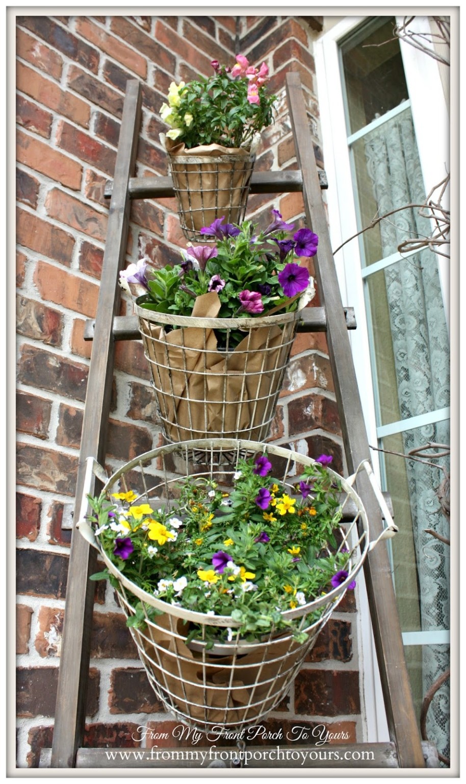 9 Ladder Decor Ideas for Your Porch and Yard | Remodelaholic