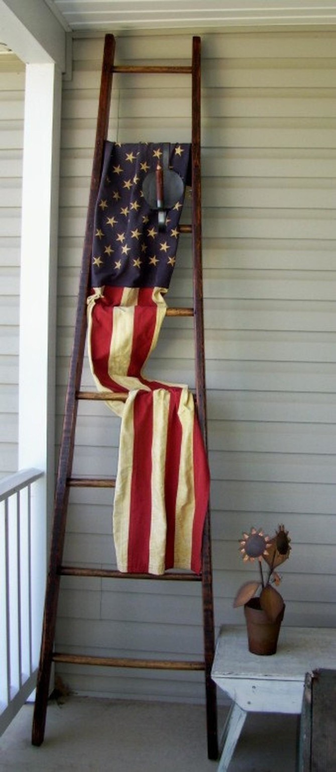 9 Ladder Decor Ideas for Your Porch and Yard | Remodelaholic