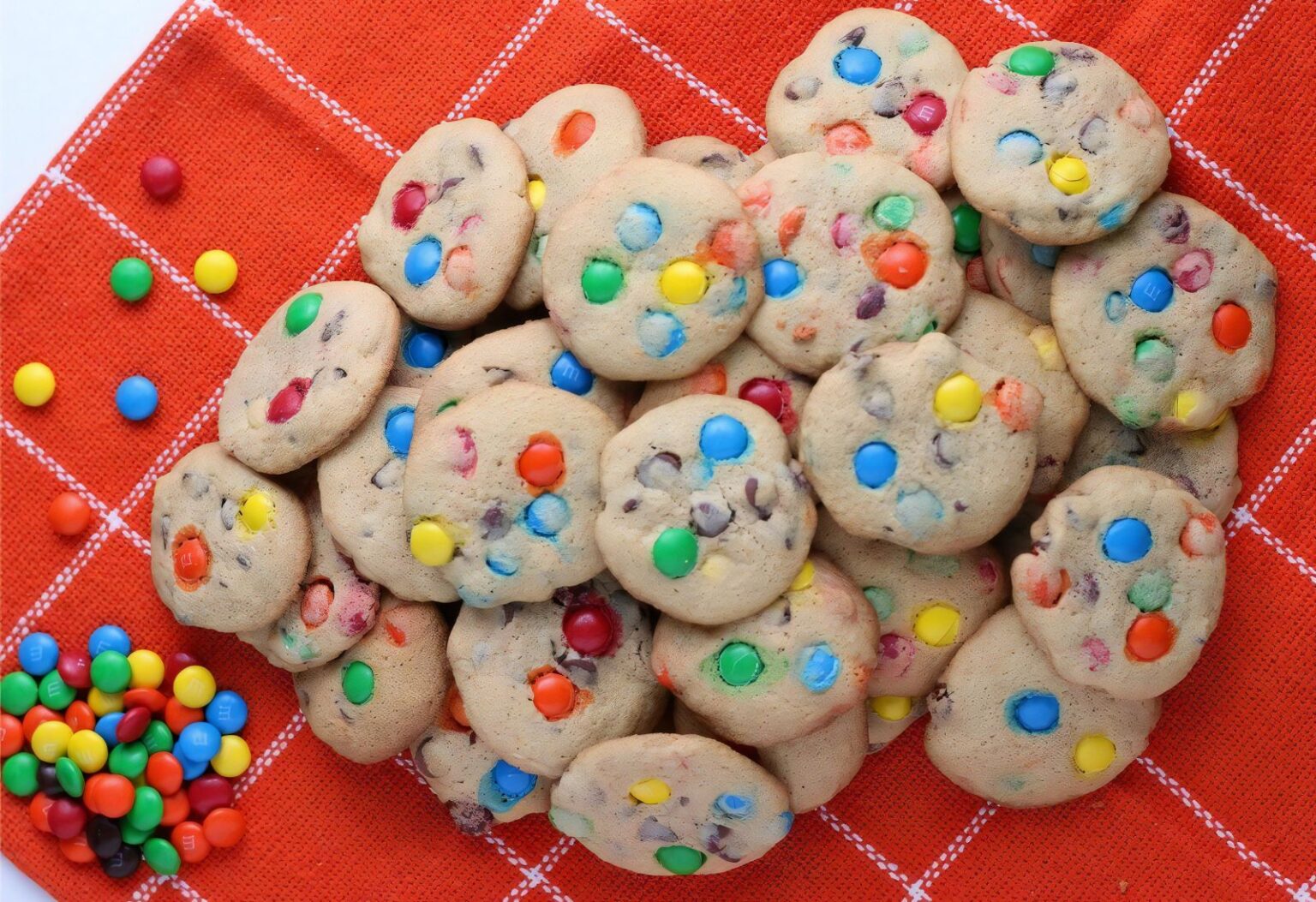 Cookie Baking Mania: Fall in Love with These 28 Irresistible Recipes ...