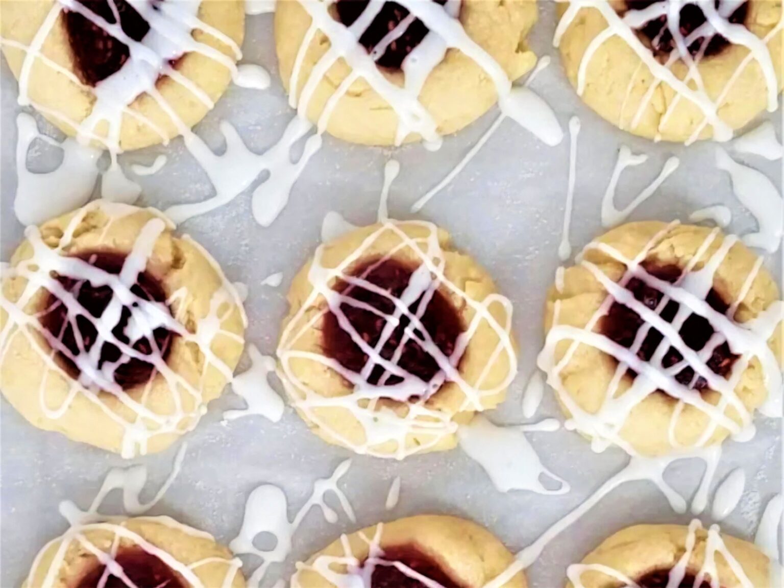 Cookie Baking Mania: Fall in Love with These 28 Irresistible Recipes ...