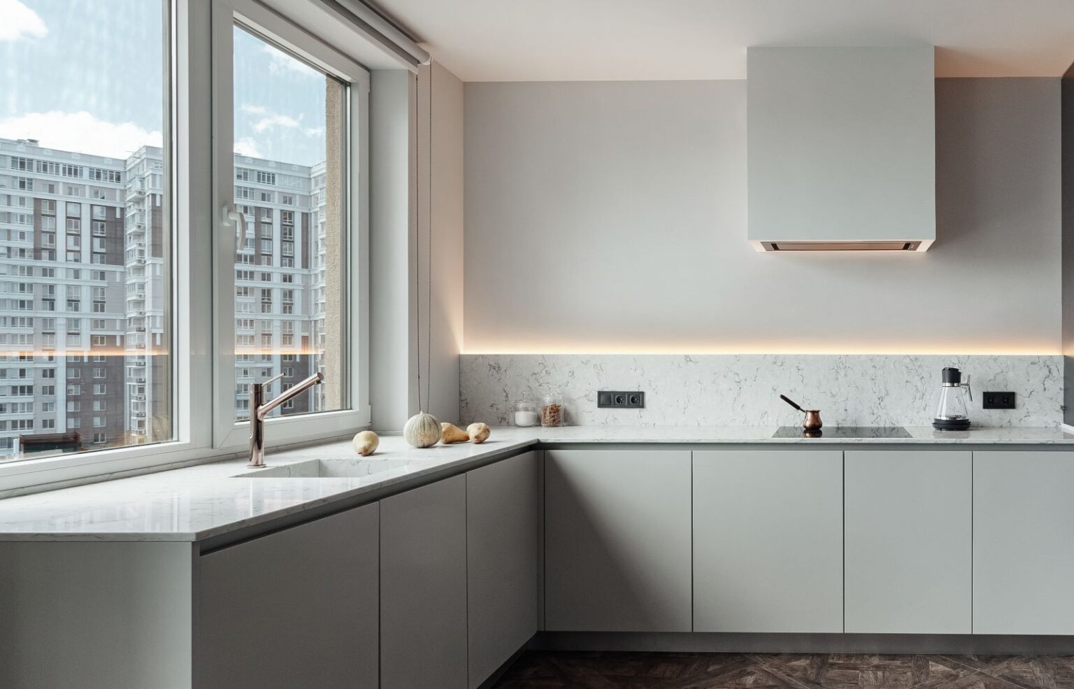 Kitchen Nightmares: 10 Decor Mistakes Shrinking Your Space! | Remodelaholic