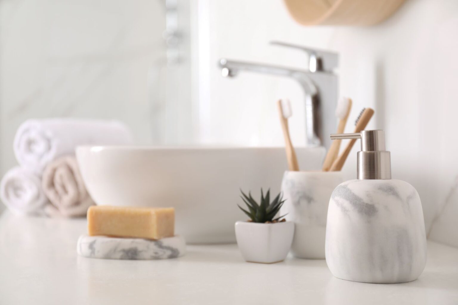 Pro Tips: Skip These 13 Bathroom Design Mistakes! | Remodelaholic