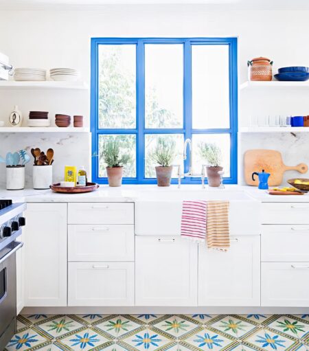 25 Beautiful Examples of Colored Trim | Remodelaholic