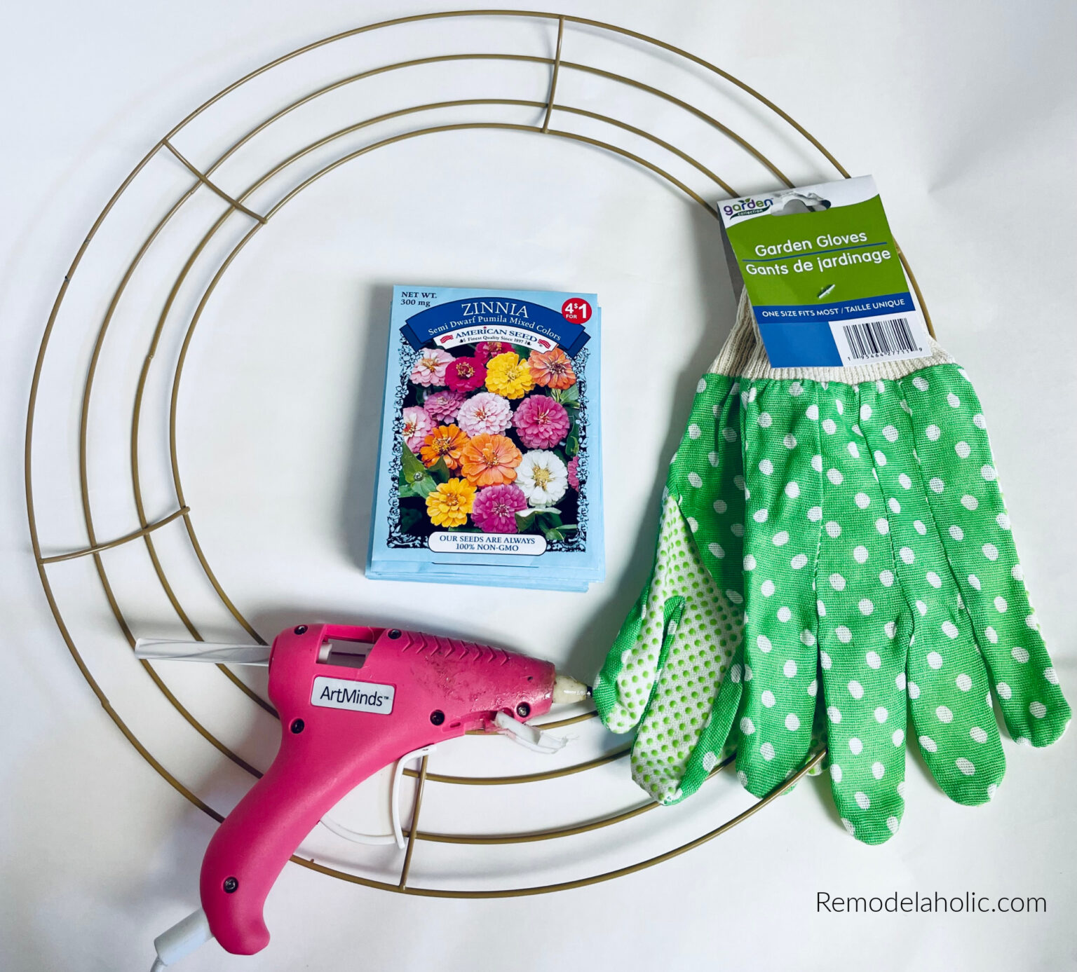 Easy $9 Dollar Store Spring Wreath DIY for Gardeners | Remodelaholic